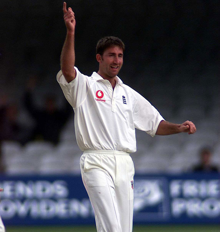 E.S.H. Giddins 5-15 v Zimbabwe - Honours Boards | Lord's